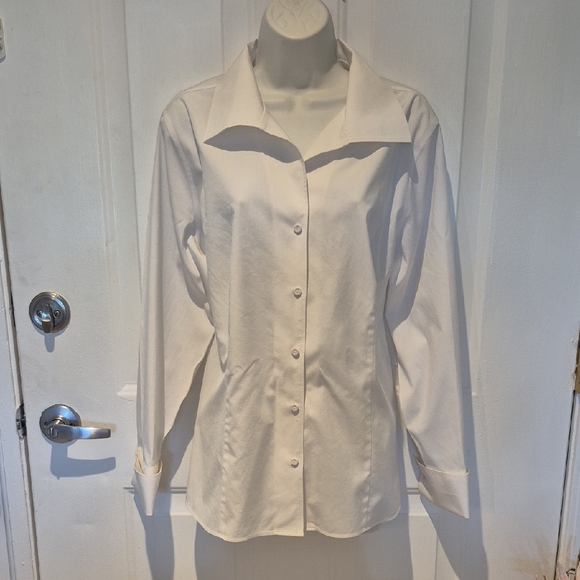 Talbots | Tops | Talbots Classic White Buttonup Wide Collar Shirt ...